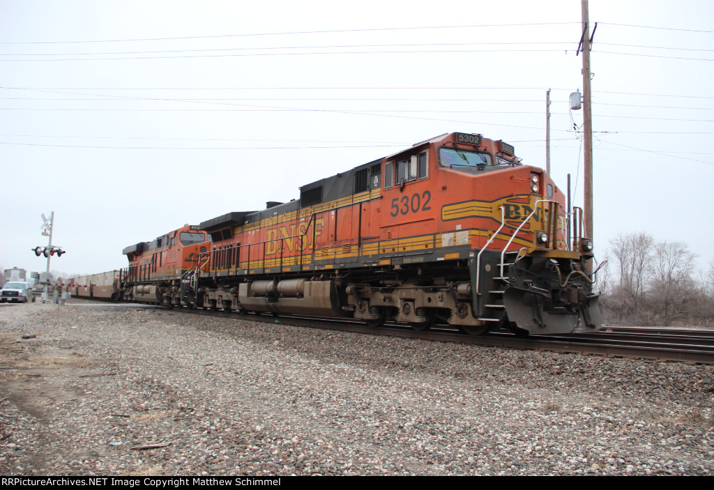 BNSF 5302 - DPU #2